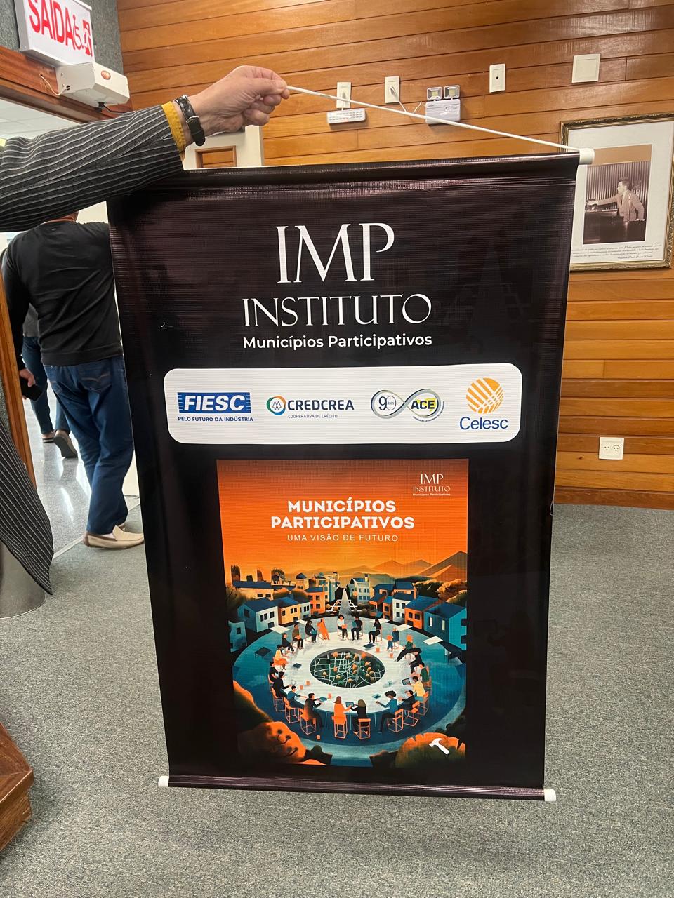 Celesc participa do lançamento da revista do Instituto Municípios ...